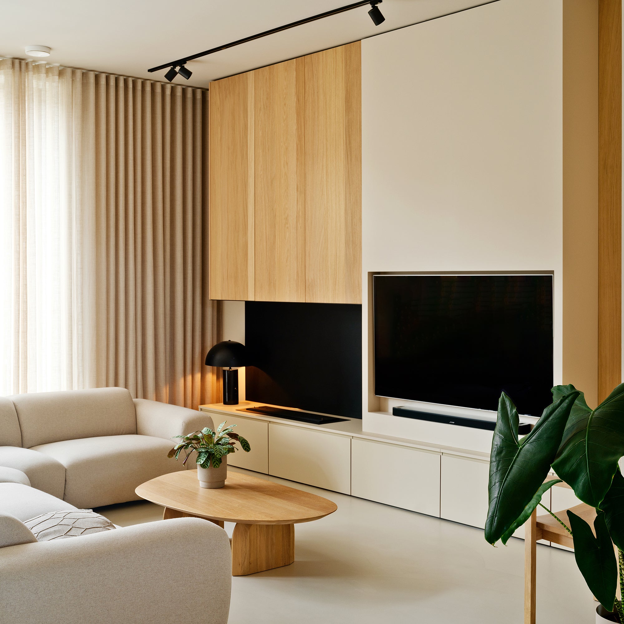 Maatwerk Haardmeubel - Massief hout + Concreto steen | Houtmerk