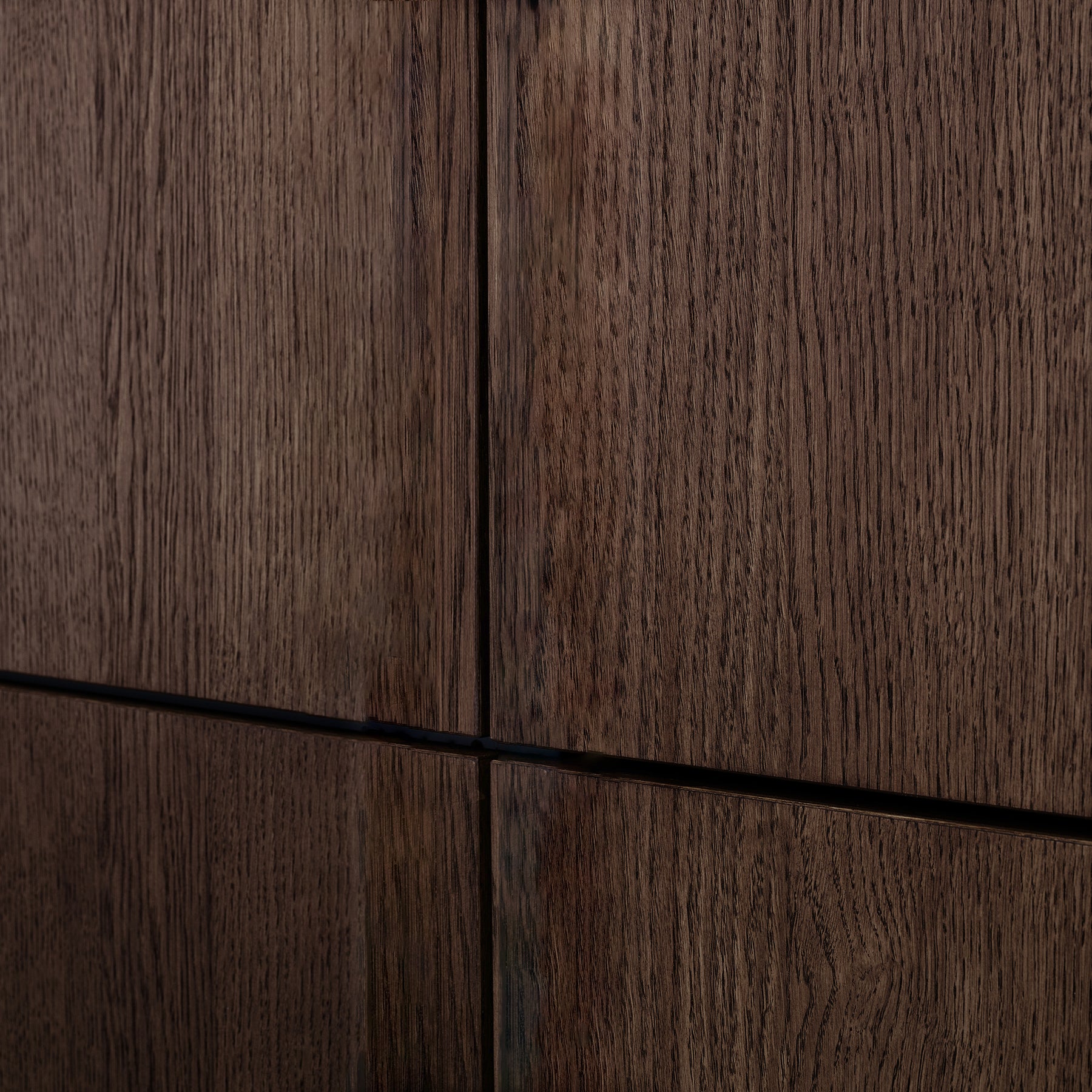 Scala - Kastfront VANDERLAAN - Eiken Fineer Black Walnut beits – Houtmerk